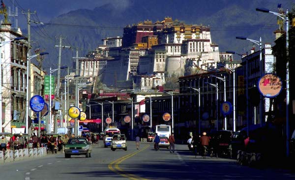 Sinicization of Tibet – Air Power Asia