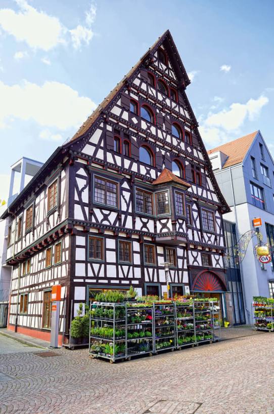 Highest Scoring Night Ace – German Major Heinz-Wolfgang Schnaufer – 121 ...